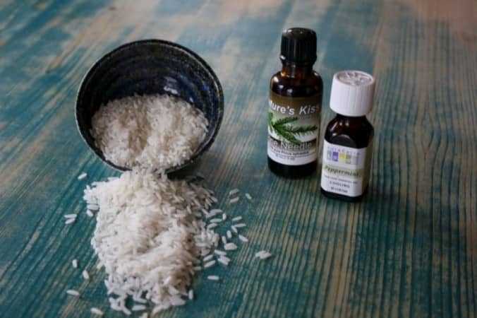 Easy Rice & Essential Oil Air Freshener Diffuser Recipe