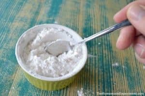 How To Make Scented Homemade Deodorant Powder With Essential Oils