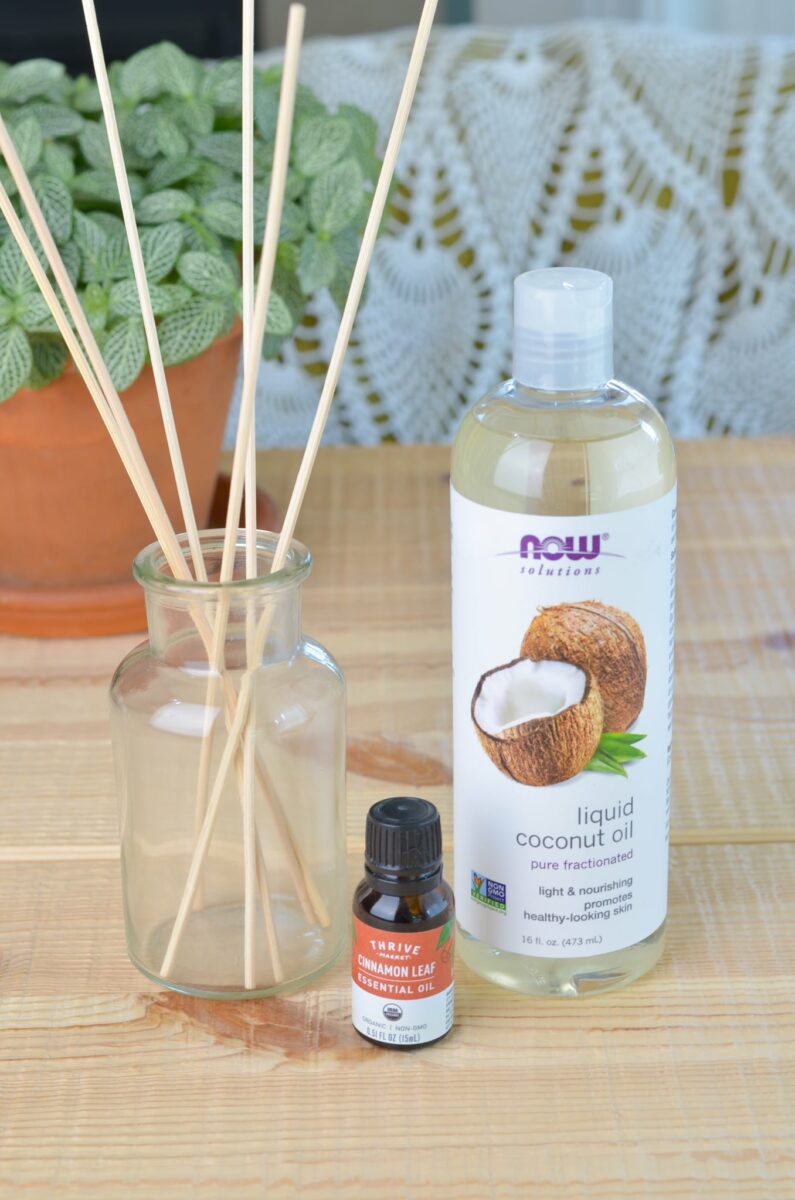 DIY Cinnamon Reed Diffuser