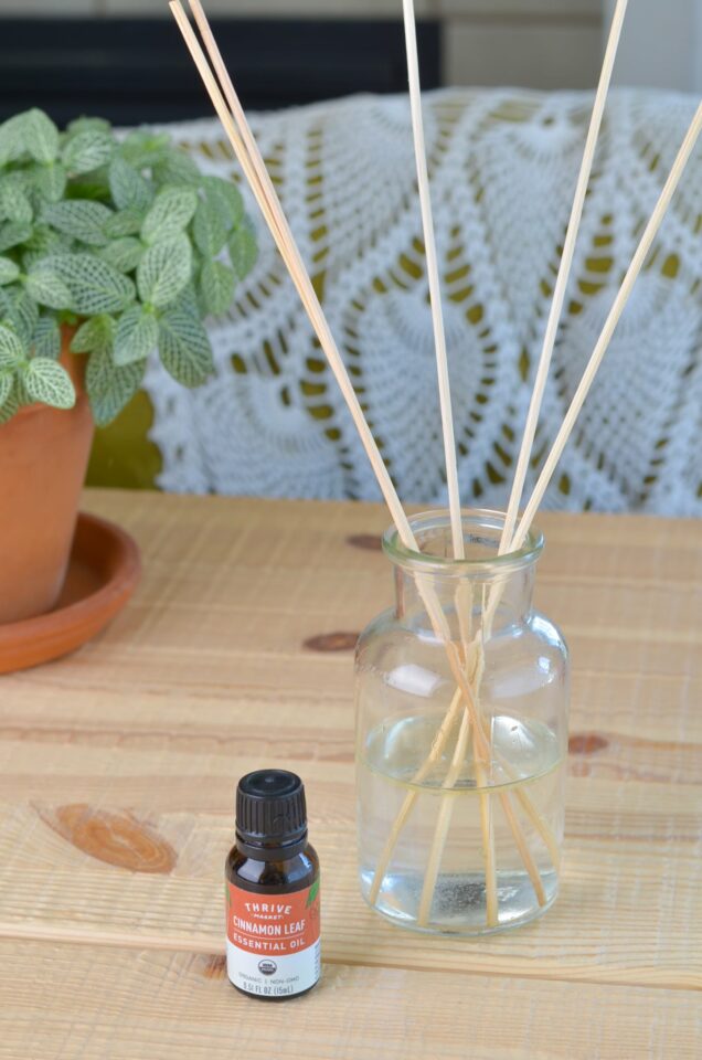 DIY Cinnamon Reed Diffuser