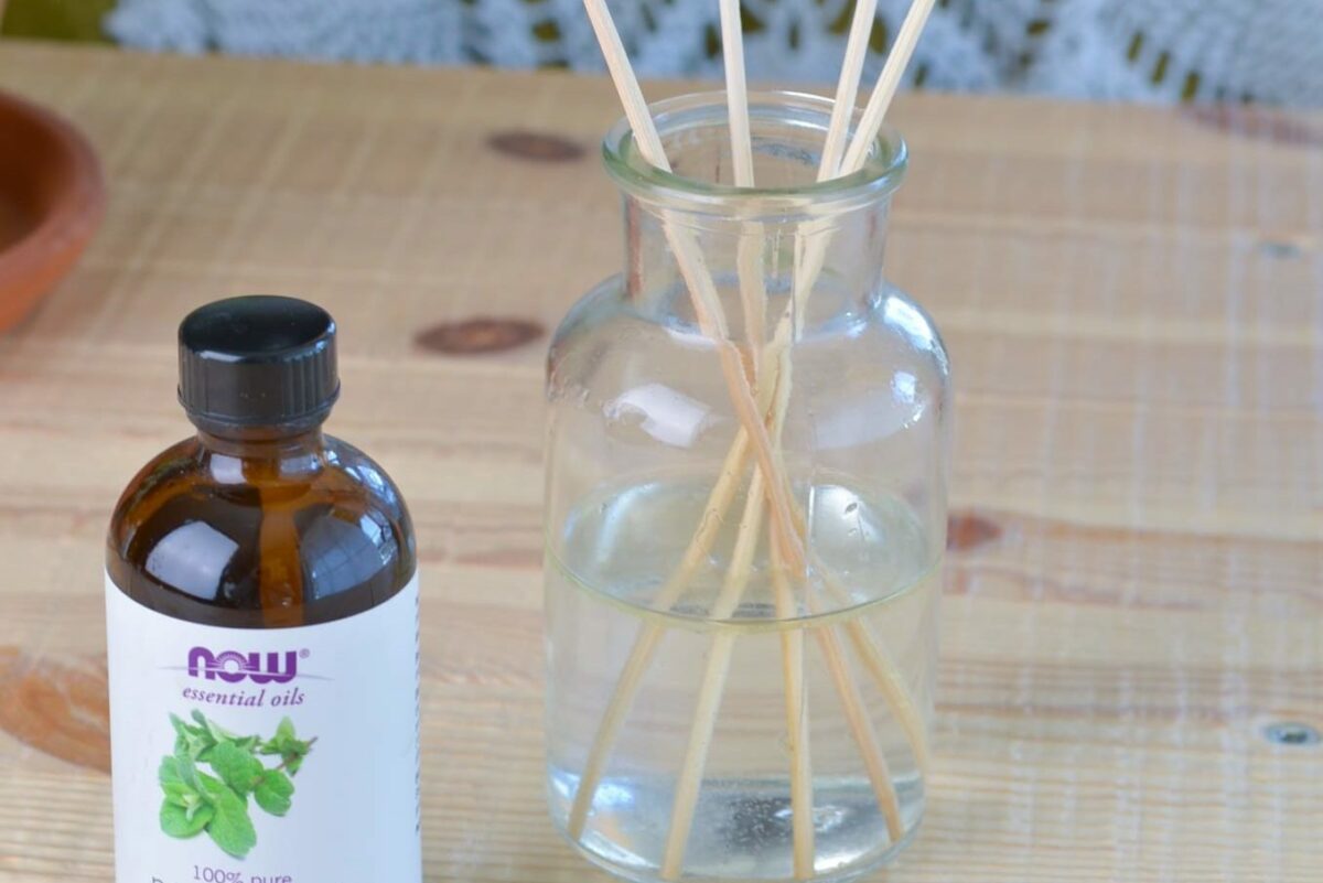 DIY Peppermint Reed Diffuser