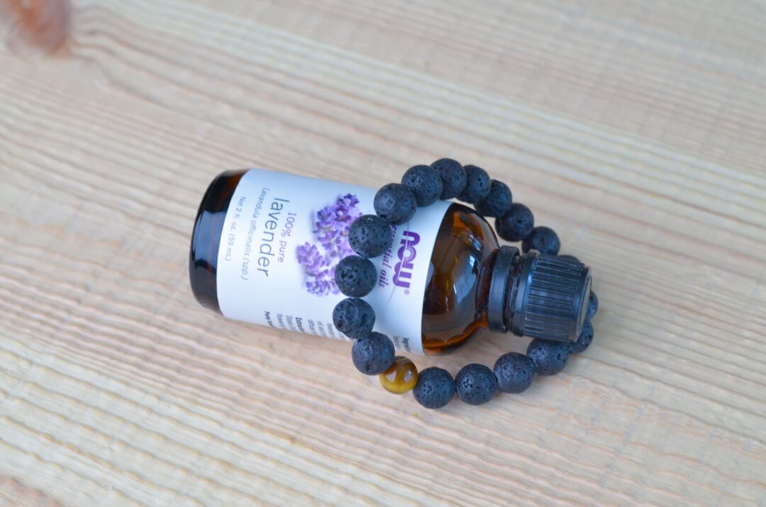 How To Use A Diffuser Bracelet